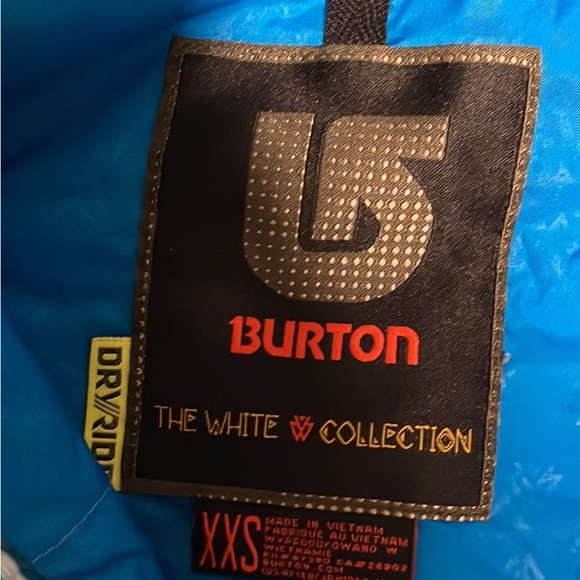 Burton | Jackets & Coats | Burton The White Collection Ski Coat | Poshmark
